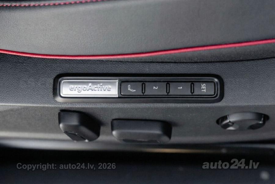 Balts Volkswagen ID.4 2023 Rīga, ar dzinēja tilpumu 0.00 L un nobraukumu 77 tūkst. km par 35900 €, foto 18 vietnē AUTOMOTO.COM.LV