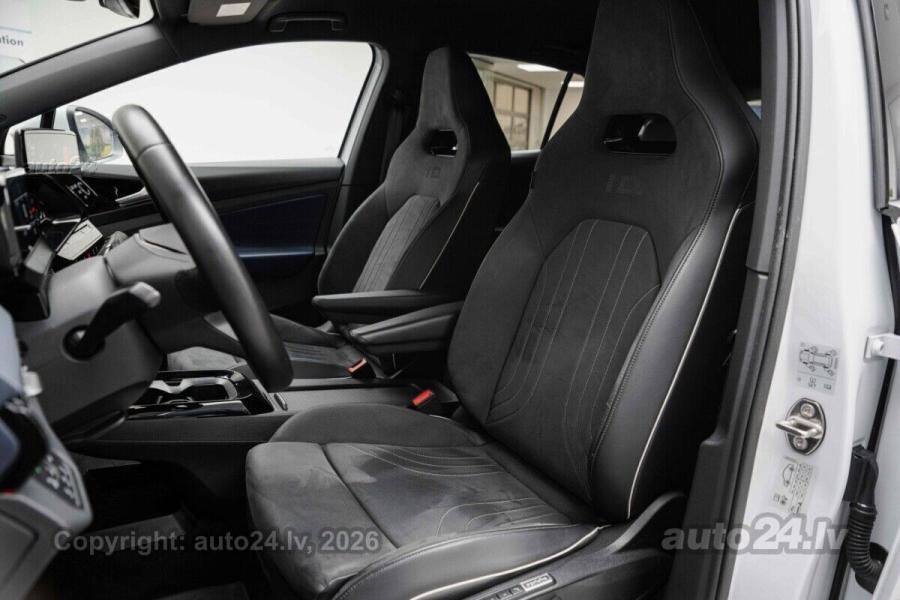 Balts Volkswagen ID.4 2022 Tallina, ar dzinēja tilpumu 0.00 L un nobraukumu 96 tūkst. km par 33500 €, foto 18 vietnē AUTOMOTO.COM.LV