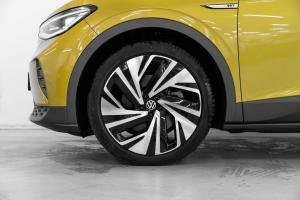 Dzeltens Volkswagen ID.4 2021 Viļņa, ar dzinēja tilpumu 0.00 L un nobraukumu 112 tūkst. km par 27900 €, foto 24 vietnē AUTOMOTO.COM.LV