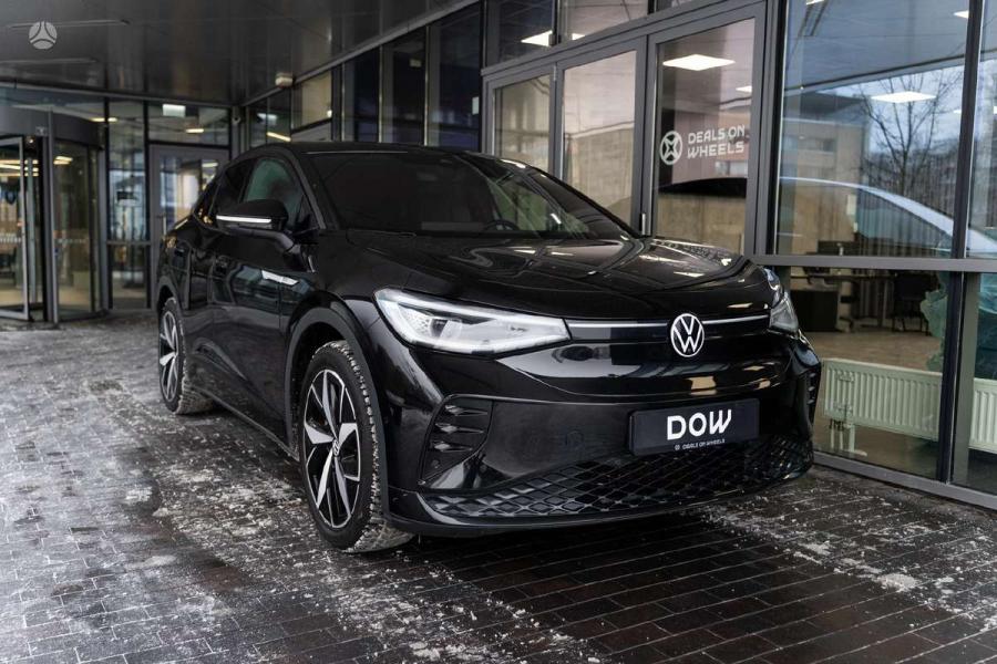 Black Volkswagen ID.5 2022 in Vilnius, with an engine capacity of 0.00 L and mileage of 69 thousand km for 29990 €, photo 1 on AUTOMOTO.COM.LV