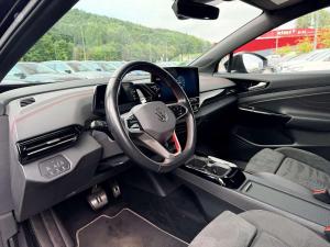 Black Volkswagen ID.5 2023 in Vilnius, with an engine capacity of 0.00 L and mileage of 86 thousand km for 31700 €, photo 10 on AUTOMOTO.COM.LV