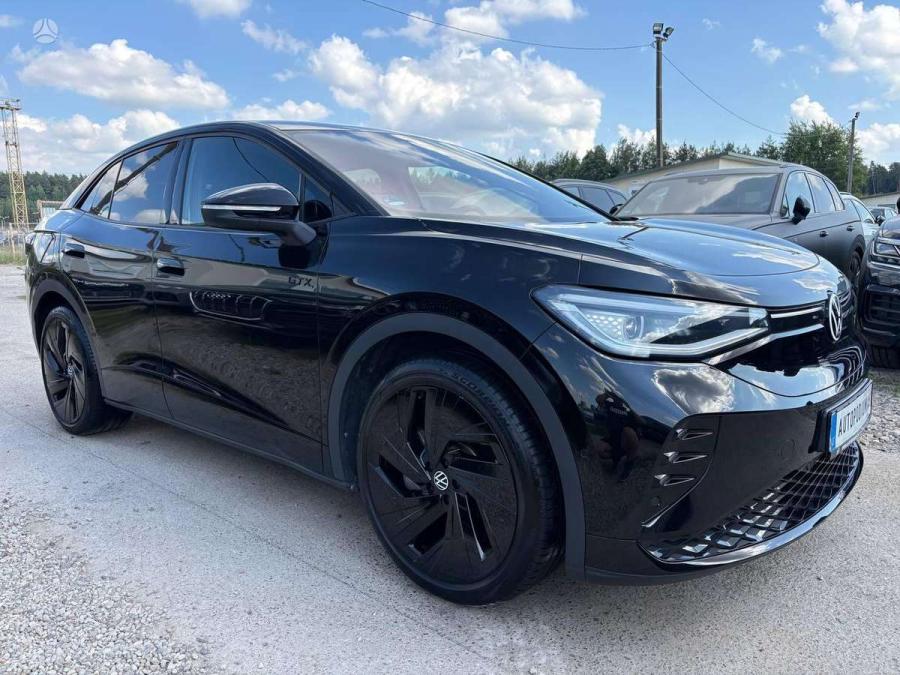 Melns Volkswagen ID.5 2023 Viļņa, ar dzinēja tilpumu 0.00 L un nobraukumu 23 tūkst. km par 35700 €, foto 3 vietnē AUTOMOTO.COM.LV
