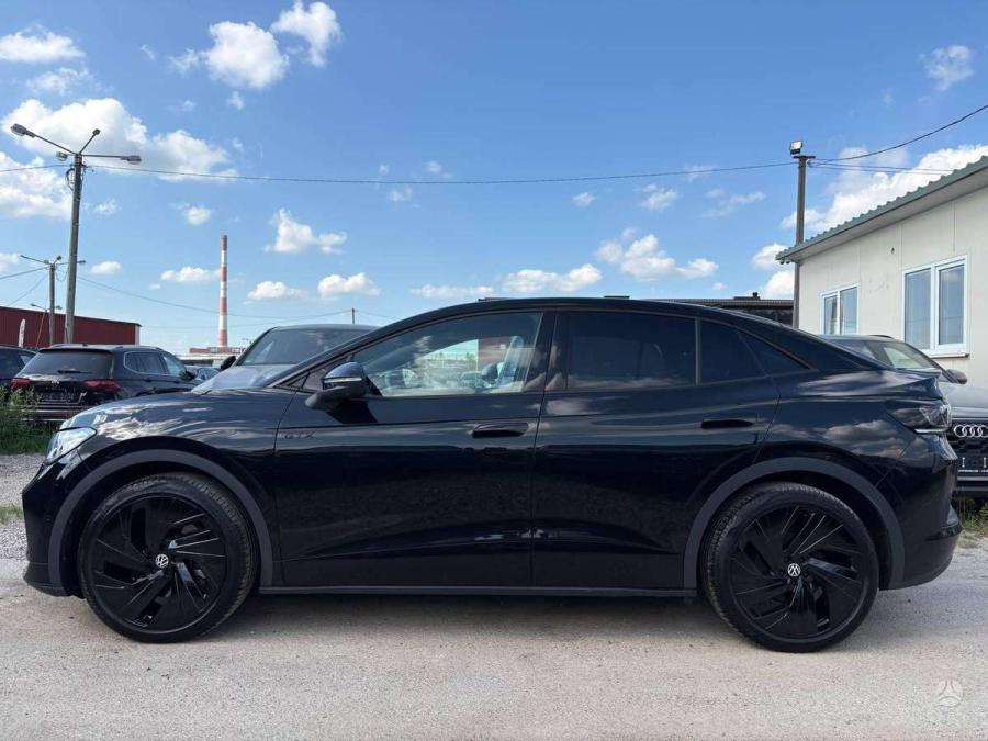 Melns Volkswagen ID.5 2023 Viļņa, ar dzinēja tilpumu 0.00 L un nobraukumu 23 tūkst. km par 35700 €, foto 8 vietnē AUTOMOTO.COM.LV