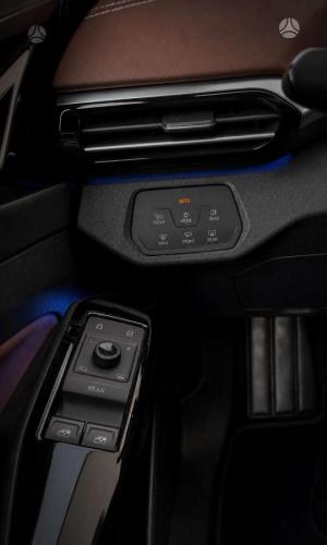 Melns Volkswagen ID.5 2023 Viļņa, ar dzinēja tilpumu 0.00 L un nobraukumu 80 tūkst. km par 28900 €, foto 10 vietnē AUTOMOTO.COM.LV