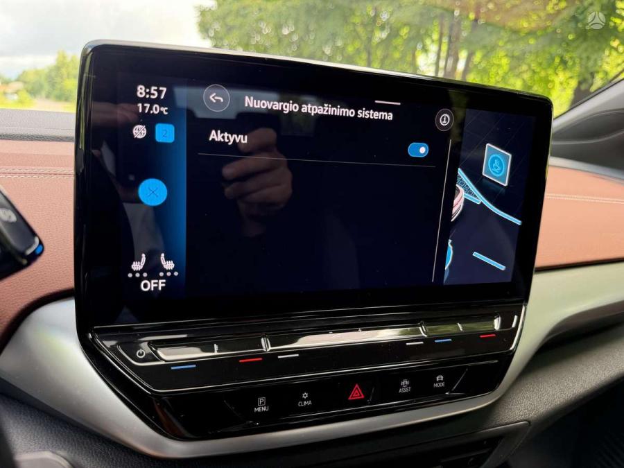 Melns Volkswagen ID.5 2023 Viļņa, ar dzinēja tilpumu 0.00 L un nobraukumu 80 tūkst. km par 28900 €, foto 23 vietnē AUTOMOTO.COM.LV