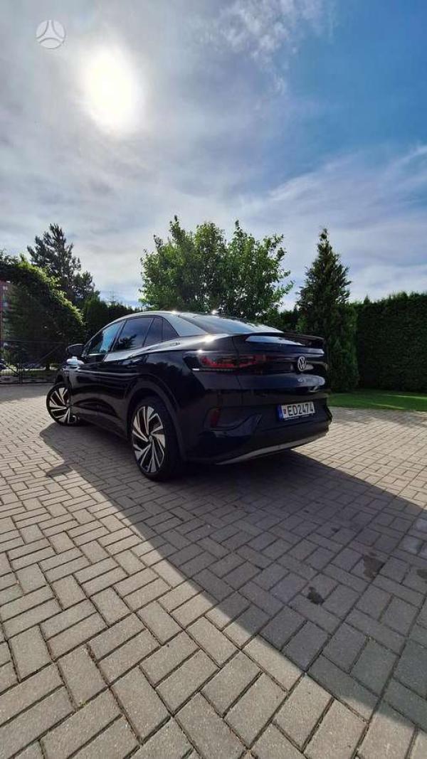Volkswagen ID.5 2023 Kėdainiai vietnē Melns Volkswagen ID.5 2023 Kėdainiai, ar dzinēja tilpumu 0.00 L un nobraukumu 48 tūkst. km par 34900 €, foto 11 vietnē AUTOMOTO.COM.LV