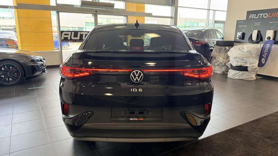 Black Volkswagen ID.5 2023 in Vilnius, with an engine capacity of 0.00 L and mileage of 114 thousand km for 28333 €, photo 6 on AUTOMOTO.COM.LV