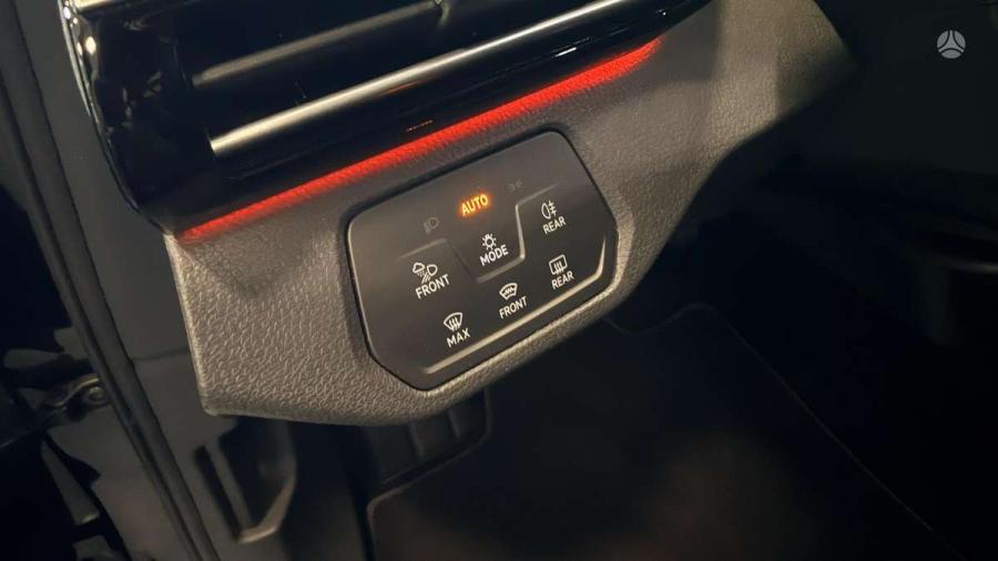 Black Volkswagen ID.5 2023 in Vilnius, with an engine capacity of 0.00 L and mileage of 114 thousand km for 28333 €, photo 18 on AUTOMOTO.COM.LV