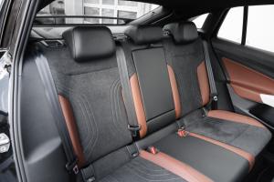 Melns Volkswagen ID.5 2025 Rīga, ar dzinēja tilpumu 0.10 L un nobraukumu 0 tūkst. km par 45950 €, foto 10 vietnē AUTOMOTO.COM.LV