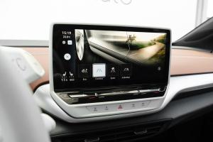 Melns Volkswagen ID.5 2025 Rīga, ar dzinēja tilpumu 0.10 L un nobraukumu 0 tūkst. km par 45950 €, foto 25 vietnē AUTOMOTO.COM.LV