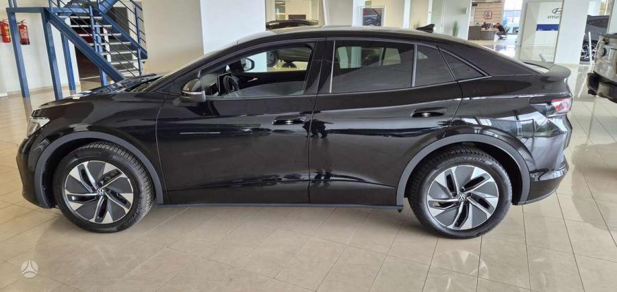 Melns Volkswagen ID.5 2025 Šauļi, ar dzinēja tilpumu 0.00 L un nobraukumu 19 tūkst. km par 35900 €, foto 7 vietnē AUTOMOTO.COM.LV