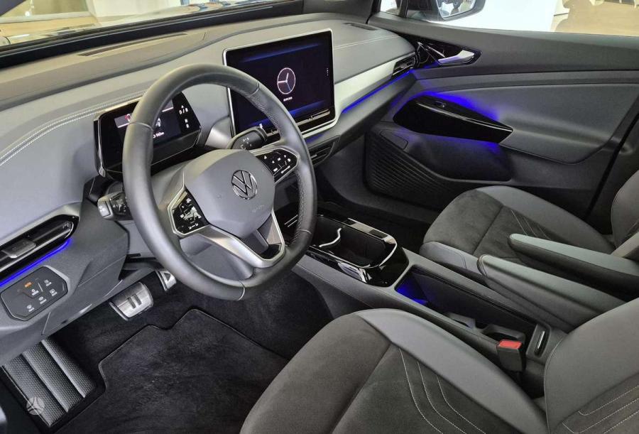 Melns Volkswagen ID.5 2025 Šauļi, ar dzinēja tilpumu 0.00 L un nobraukumu 19 tūkst. km par 35900 €, foto 15 vietnē AUTOMOTO.COM.LV