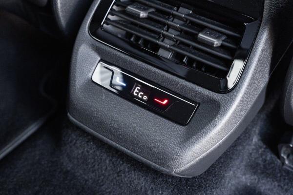Zils Volkswagen ID.5 2022 Rīga, ar dzinēja tilpumu 0.00 L un nobraukumu 68 tūkst. km par 32650 €, foto 9 vietnē AUTOMOTO.COM.LV