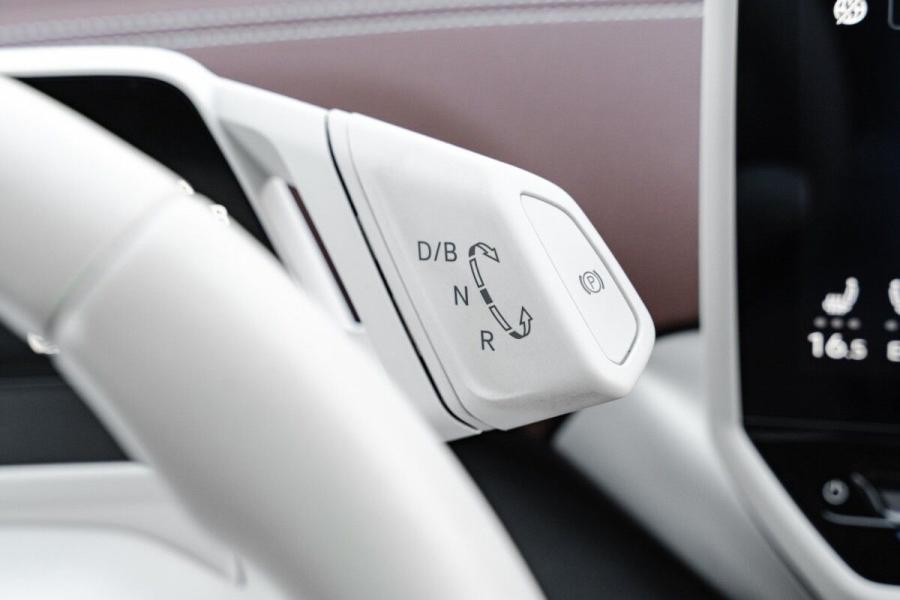 Pelēks Volkswagen ID.5 2022 Rīga, ar dzinēja tilpumu 0.00 L un nobraukumu 74 tūkst. km par 32650 €, foto 15 vietnē AUTOMOTO.COM.LV