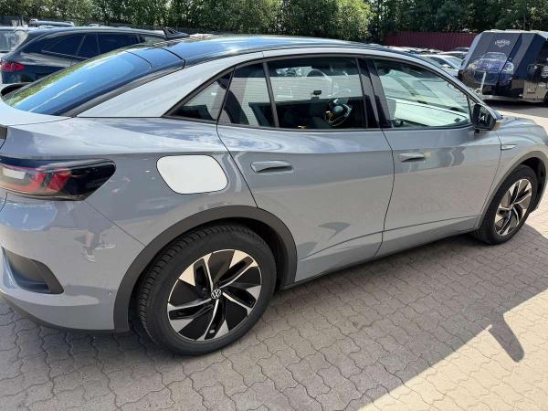 Pelēks Volkswagen ID.5 2022 Utena, ar dzinēja tilpumu 0.00 L un nobraukumu 199 tūkst. km par 14990 €, foto 6 vietnē AUTOMOTO.COM.LV
