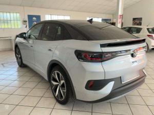 Pelēks Volkswagen ID.5 2022 Mažeikiai, ar dzinēja tilpumu 0.00 L un nobraukumu 84 tūkst. km par 29900 €, foto 3 vietnē AUTOMOTO.COM.LV