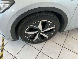 Pelēks Volkswagen ID.5 2022 Mažeikiai, ar dzinēja tilpumu 0.00 L un nobraukumu 84 tūkst. km par 29900 €, foto 8 vietnē AUTOMOTO.COM.LV