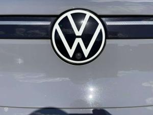 Grey Volkswagen ID.5 2023 in Vilnius, with an engine capacity of 0.00 L and mileage of 104 thousand km for 32400 €, photo 6 on AUTOMOTO.COM.LV
