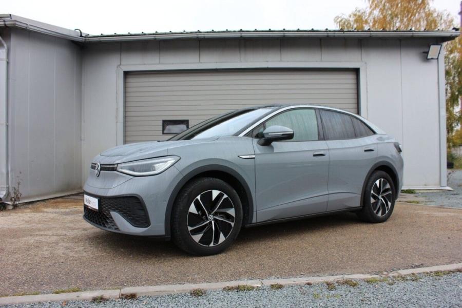 Pelēks Volkswagen ID.5 2022 Jelgava, ar dzinēja tilpumu 0.90 L un nobraukumu 62 tūkst. km par 28496 €, foto 1 vietnē AUTOMOTO.COM.LV