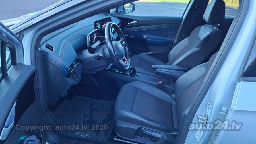 Grey Volkswagen ID.5 2022 in Tartu, with an engine capacity of 0.00 L and mileage of 120 thousand km for 31500 €, photo 8 on AUTOMOTO.COM.LV