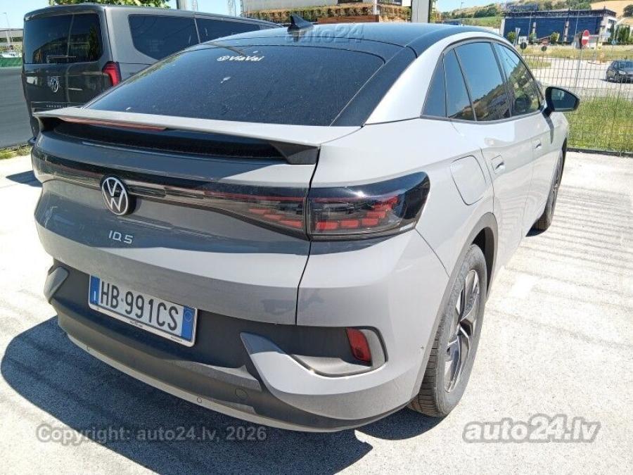 Grey Volkswagen ID.5 2025 in Tallinn, with an engine capacity of 0.00 L and mileage of 12 thousand km for 38900 €, photo 5 on AUTOMOTO.COM.LV