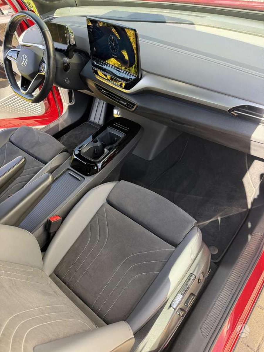 Red Volkswagen ID.5 2022 in Vilnius, with an engine capacity of 0.00 L and mileage of 18 thousand km for 30500 €, photo 13 on AUTOMOTO.COM.LV