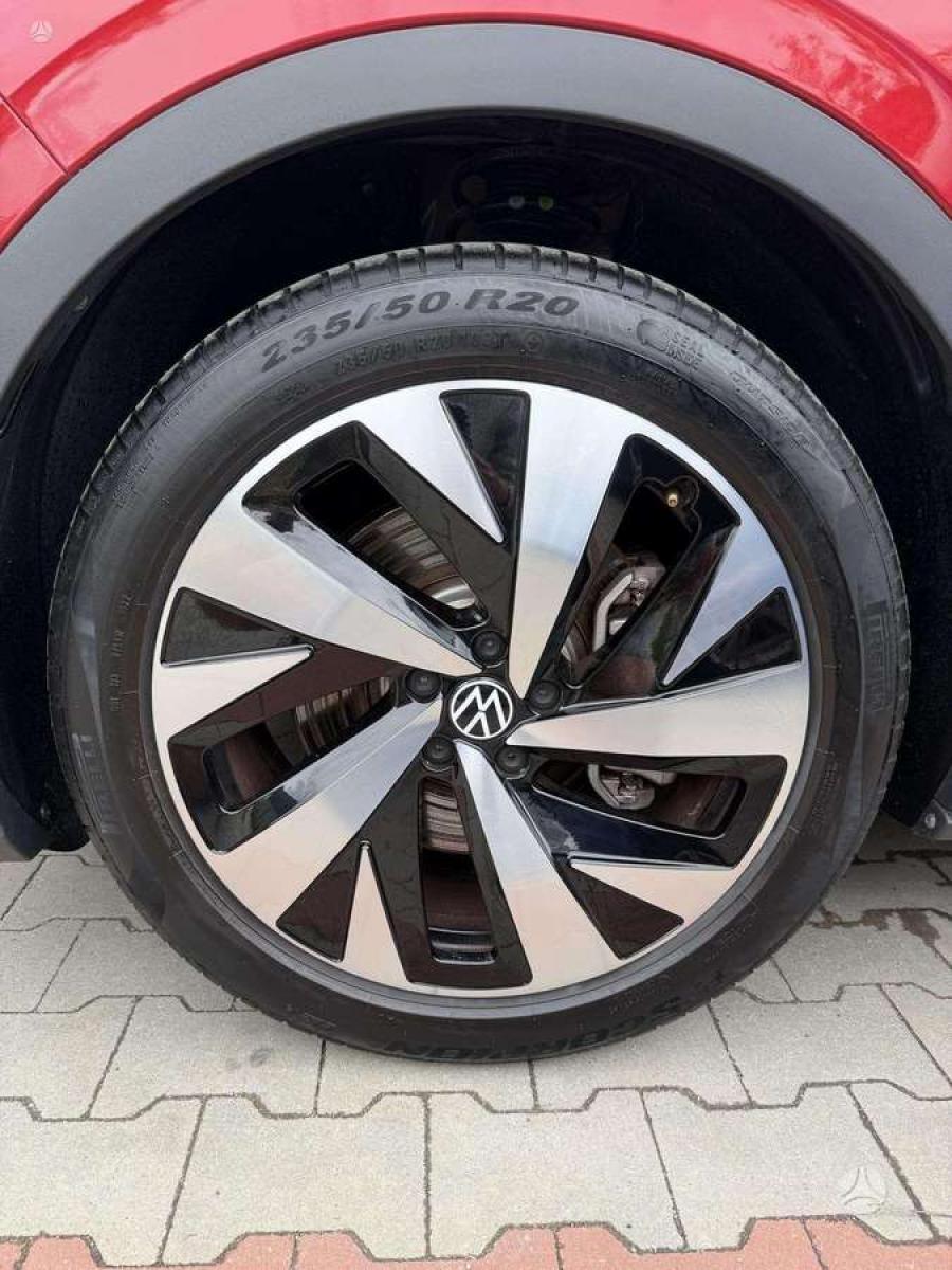 Red Volkswagen ID.5 2022 in Vilnius, with an engine capacity of 0.00 L and mileage of 18 thousand km for 30500 €, photo 36 on AUTOMOTO.COM.LV