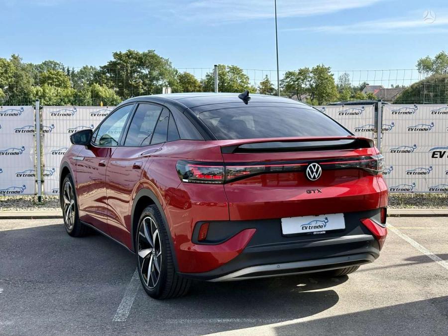 Sarkans Volkswagen ID.5 2022 Viļņa, ar dzinēja tilpumu 0.00 L un nobraukumu 115 tūkst. km par 29700 €, foto 5 vietnē AUTOMOTO.COM.LV