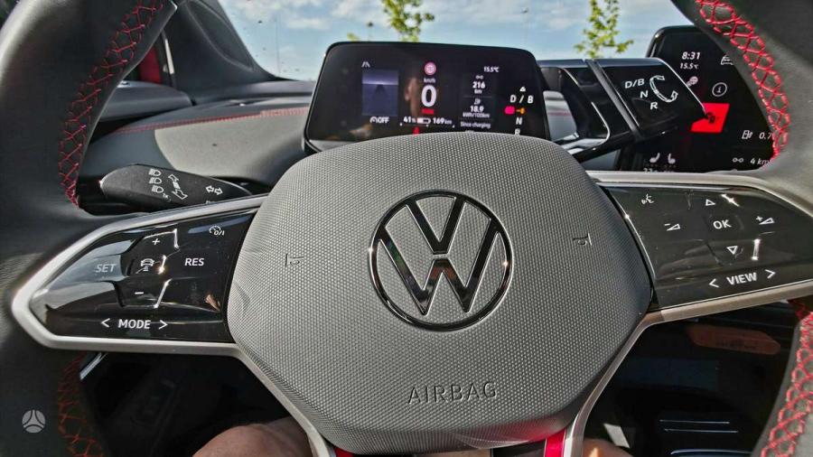 Red Volkswagen ID.5 2024 in Vilnius, with an engine capacity of 0.00 L and mileage of 47 thousand km for 39999 €, photo 6 on AUTOMOTO.COM.LV