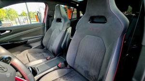 Red Volkswagen ID.5 2024 in Vilnius, with an engine capacity of 0.00 L and mileage of 47 thousand km for 39999 €, photo 9 on AUTOMOTO.COM.LV