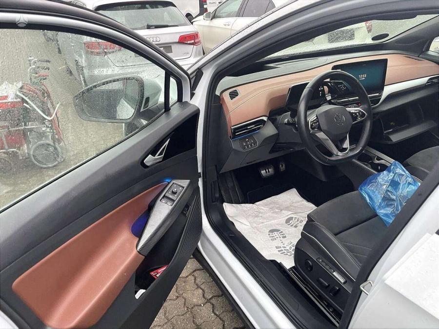 Balts Volkswagen ID.5 2022 Šauļi, ar dzinēja tilpumu 0.00 L un nobraukumu 200 tūkst. km par 19250 €, foto 15 vietnē AUTOMOTO.COM.LV