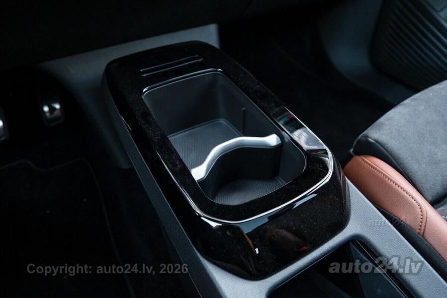Balts Volkswagen ID.5 2025 Rīga, ar dzinēja tilpumu 0.00 L un nobraukumu 9 tūkst. km par 47089 €, foto 19 vietnē AUTOMOTO.COM.LV