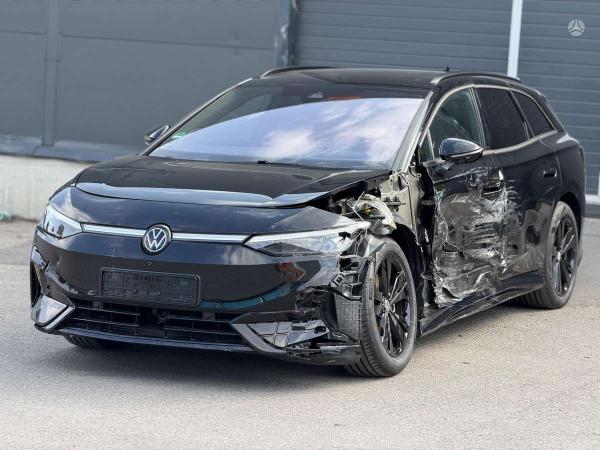 Melns Volkswagen ID.7 2025 Kauņa, ar dzinēja tilpumu 0.00 L un nobraukumu 17 tūkst. km par 23950 €, foto 3 vietnē AUTOMOTO.COM.LV