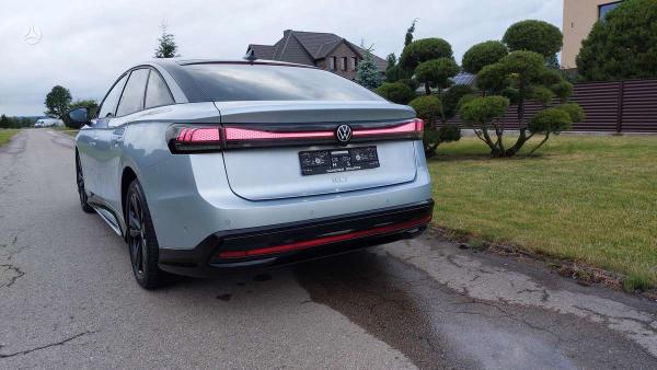 Pelēks Volkswagen ID.7 2024 Kuršėnai, ar dzinēja tilpumu 0.00 L un nobraukumu 48 tūkst. km par 39400 €, foto 6 vietnē AUTOMOTO.COM.LV