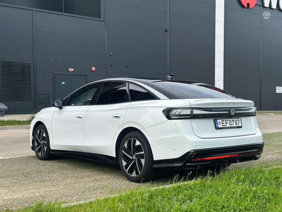 Balts Volkswagen ID.7 2024 Viļņa, ar dzinēja tilpumu 0.00 L un nobraukumu 88 tūkst. km par 36100 €, foto 4 vietnē AUTOMOTO.COM.LV