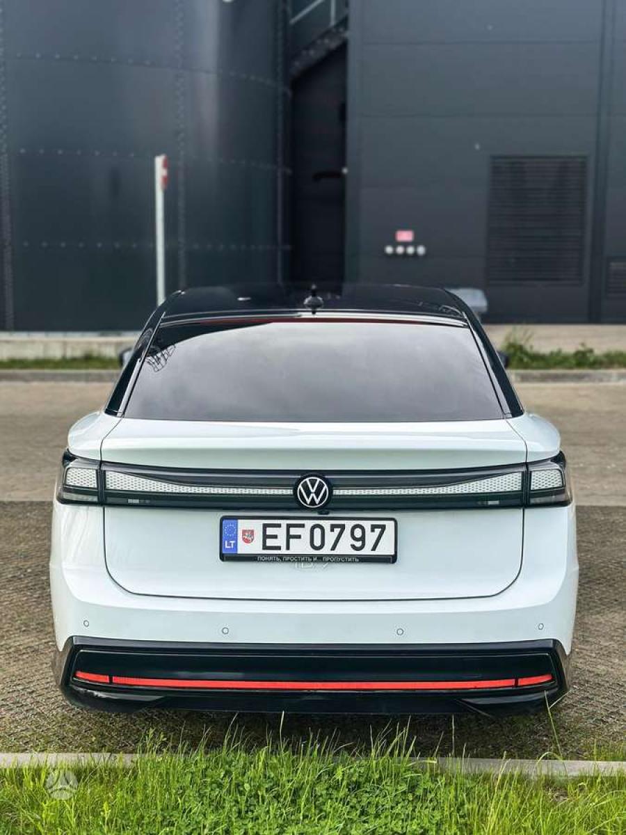 Balts Volkswagen ID.7 2024 Viļņa, ar dzinēja tilpumu 0.00 L un nobraukumu 88 tūkst. km par 36100 €, foto 5 vietnē AUTOMOTO.COM.LV
