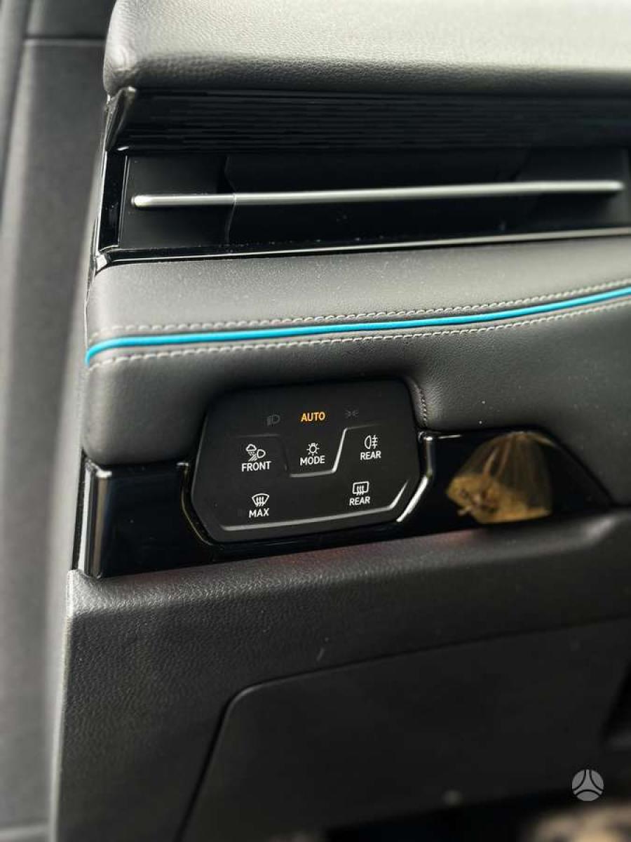 Balts Volkswagen ID.7 2024 Viļņa, ar dzinēja tilpumu 0.00 L un nobraukumu 88 tūkst. km par 36100 €, foto 11 vietnē AUTOMOTO.COM.LV