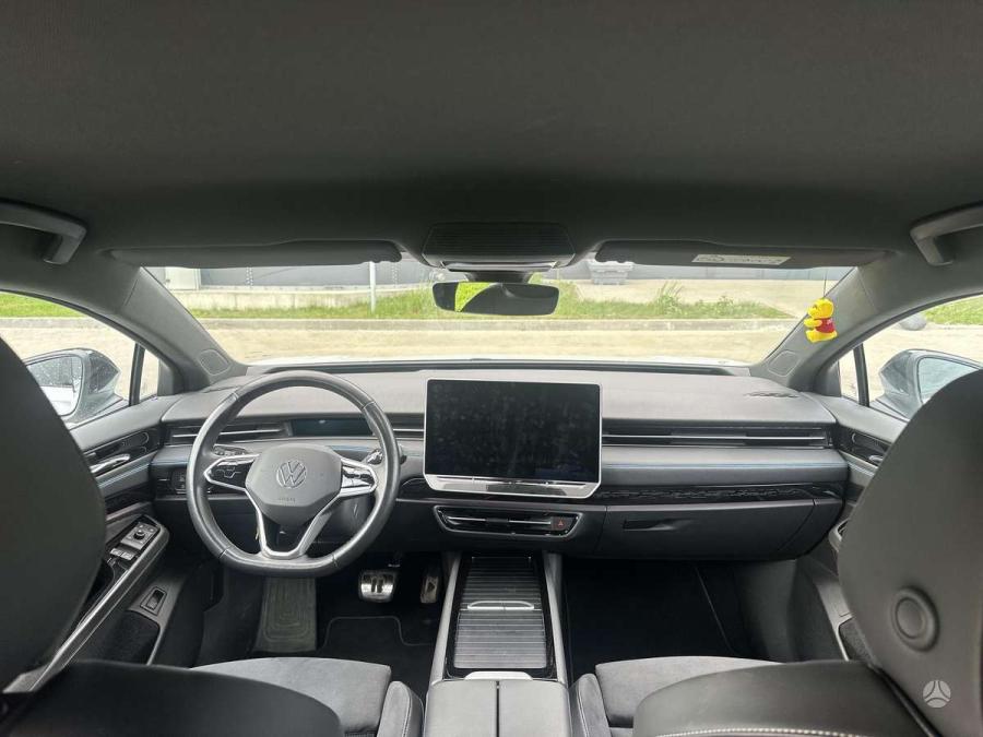 Balts Volkswagen ID.7 2024 Viļņa, ar dzinēja tilpumu 0.00 L un nobraukumu 88 tūkst. km par 36100 €, foto 15 vietnē AUTOMOTO.COM.LV