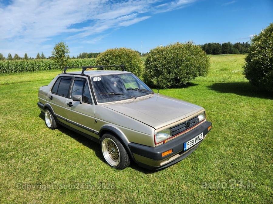 Smilšu krāsa Volkswagen Jetta 1985 Pērnava, ar dzinēja tilpumu 1.60 L un nobraukumu 0 tūkst. km par 600 €, foto 10 vietnē AUTOMOTO.COM.LV