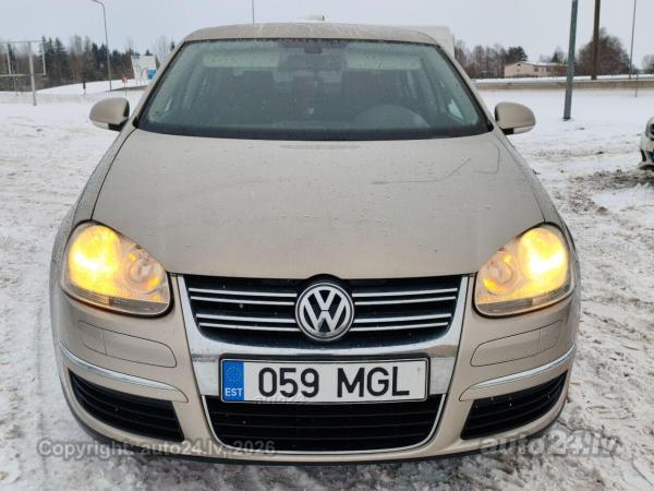 Smilšu krāsa Volkswagen Jetta 2006 Tartu, ar dzinēja tilpumu 1.60 L un nobraukumu 240 tūkst. km par 1699 €, foto 3 vietnē AUTOMOTO.COM.LV
