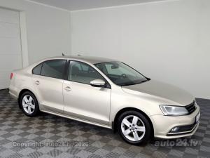 Smilšu krāsa Volkswagen Jetta 2015 Tallina, ar dzinēja tilpumu 1.40 L un nobraukumu 269 tūkst. km par 4499 €, foto  vietnē AUTOMOTO.COM.LV