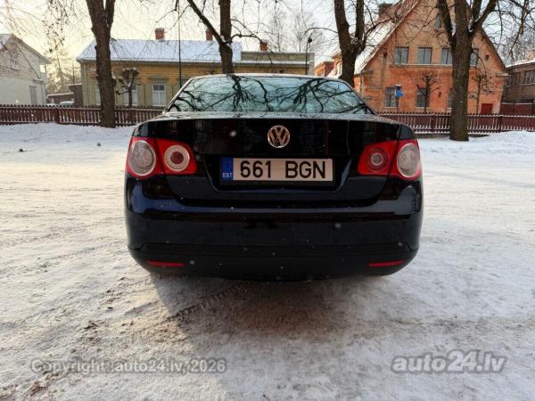 Black Volkswagen Jetta 2007 in Tartu, with an engine capacity of 1.90 L and mileage of 325 thousand km for 2200 €, photo 5 on AUTOMOTO.COM.LV