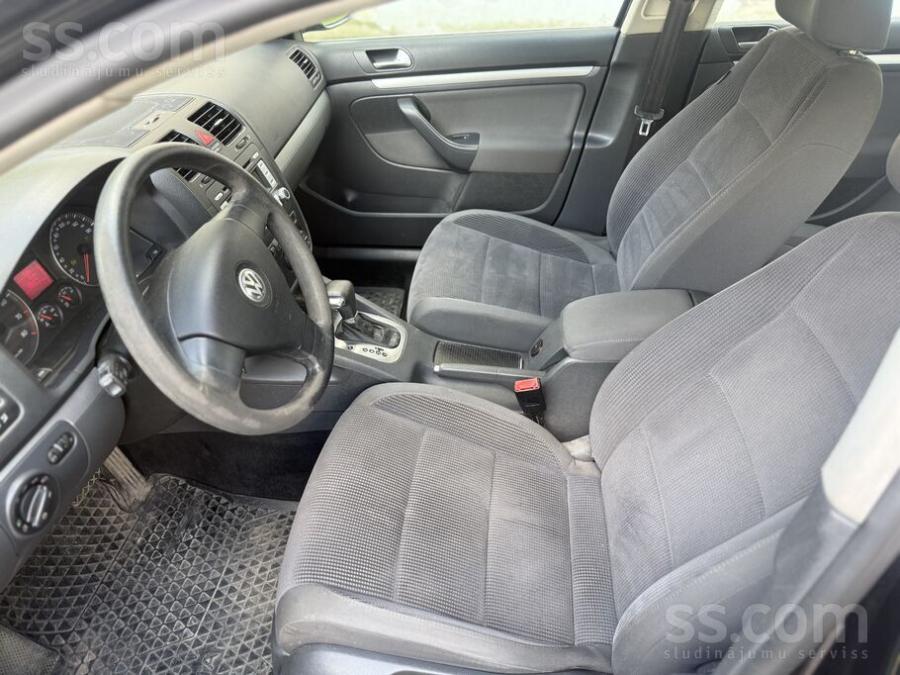 Melns Volkswagen Jetta 2007 Kuldīga, ar dzinēja tilpumu 1.60 L un nobraukumu 169 tūkst. km par 1850 €, foto 8 vietnē AUTOMOTO.COM.LV
