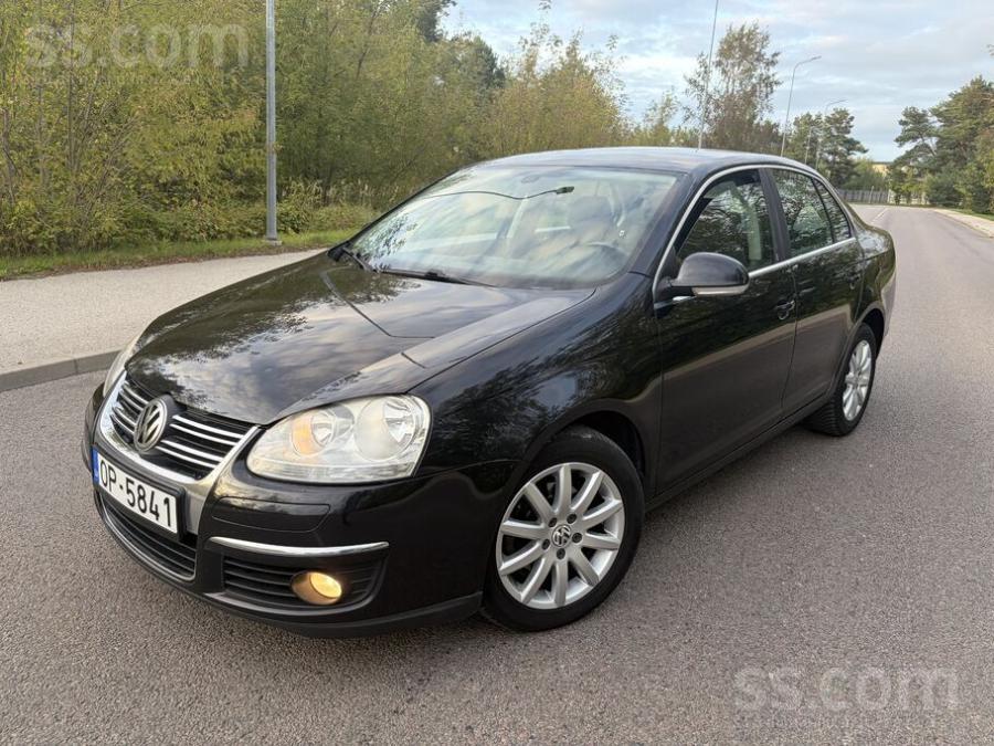 Black Volkswagen Jetta 2007 in Daugavpils, with an engine capacity of 1.90 L and mileage of 331 thousand km for 3100 €, photo 3 on AUTOMOTO.COM.LV