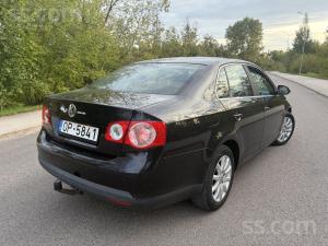 Black Volkswagen Jetta 2007 in Daugavpils, with an engine capacity of 1.90 L and mileage of 331 thousand km for 3100 €, photo 4 on AUTOMOTO.COM.LV