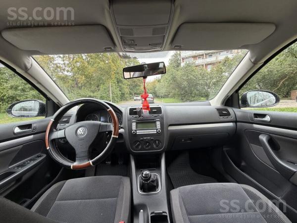 Melns Volkswagen Jetta 2007 Rīga, ar dzinēja tilpumu 2.00 L un nobraukumu 370 tūkst. km par 1700 €, foto 8 vietnē AUTOMOTO.COM.LV