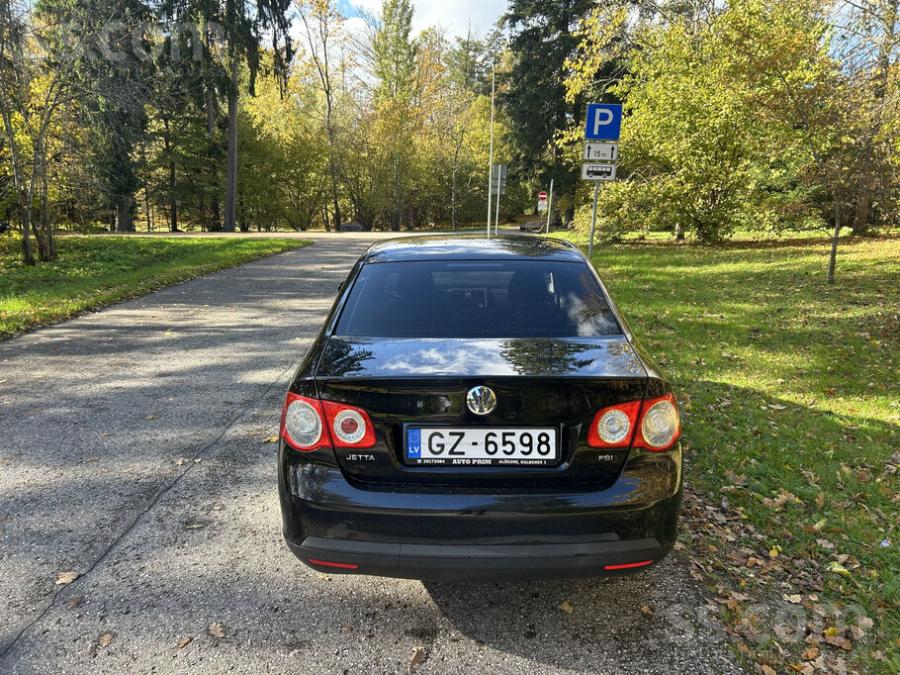 Черный Фольксваген Джетта 2007 в Алуксне, объемом двигателя 1.60 л и пробегом 0 тыс. км за 1990 €, фото 10 на AUTOMOTO.COM.LV