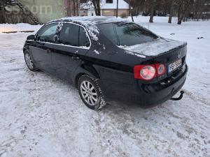 Melns Volkswagen Jetta 2008 Rīga, ar dzinēja tilpumu 1.40 L un nobraukumu 138 tūkst. km par 2000 €, foto  vietnē AUTOMOTO.COM.LV