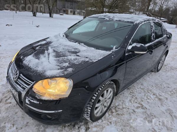 Black Volkswagen Jetta 2008 in Riga, with an engine capacity of 1.40 L and mileage of 138 thousand km for 2000 €, photo 2 on AUTOMOTO.COM.LV