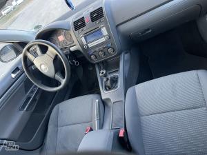 Melns Volkswagen Jetta 2008 Kauņa, ar dzinēja tilpumu 1.90 L un nobraukumu 303 tūkst. km par 1150 €, foto 8 vietnē AUTOMOTO.COM.LV